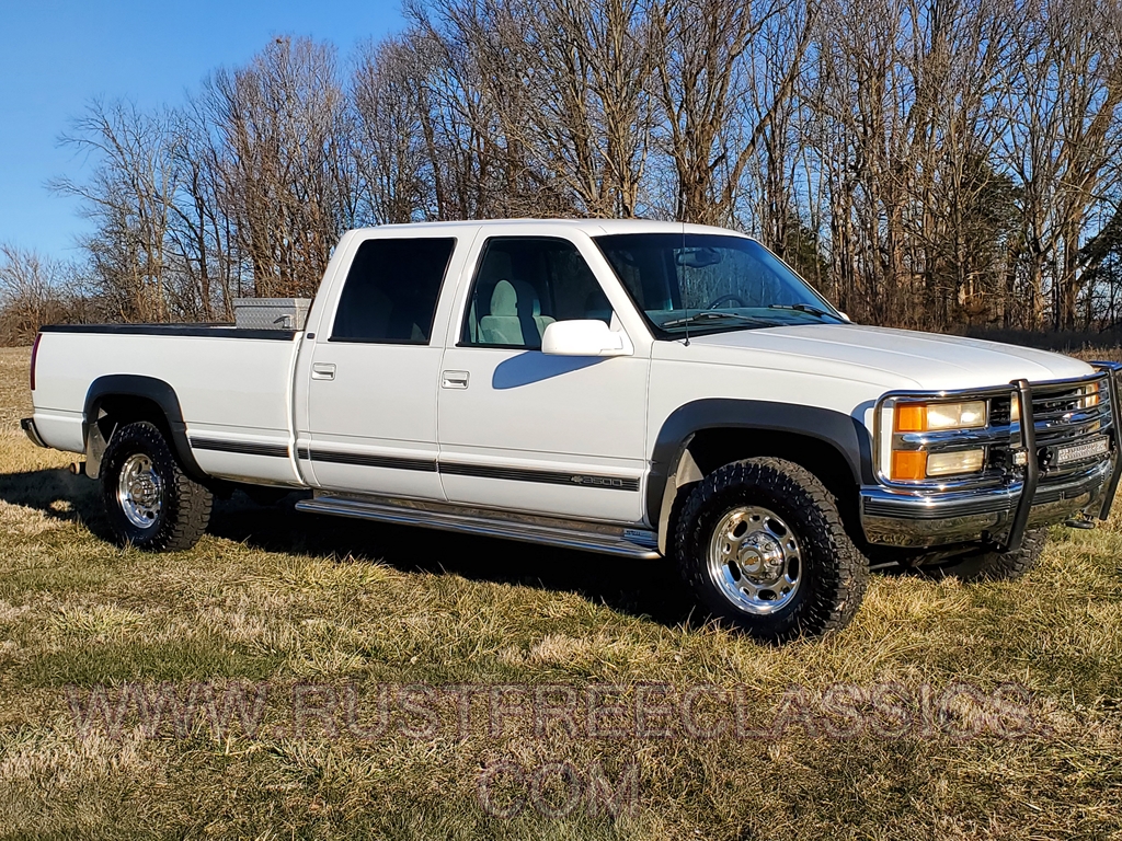 GMC1998 98 K3500 Crew cab SRW Silverado 1 ton 4x4 white new engine